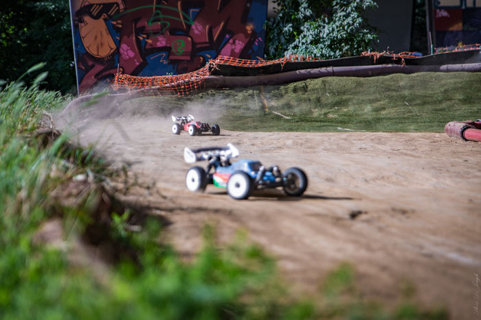 Quelques images pour vous faire découvrir le Undering à ses tout débuts ...