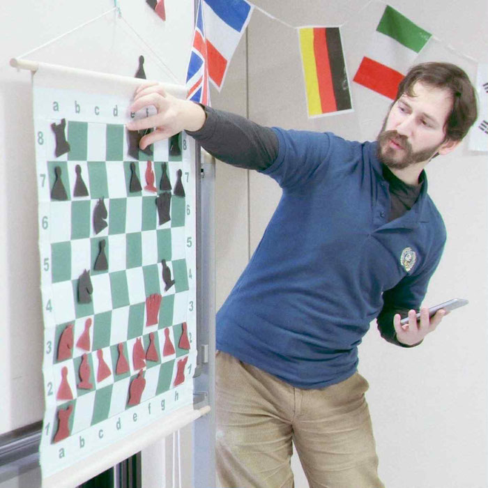 Our Instructors - Tokyo Bilingual Chess Club