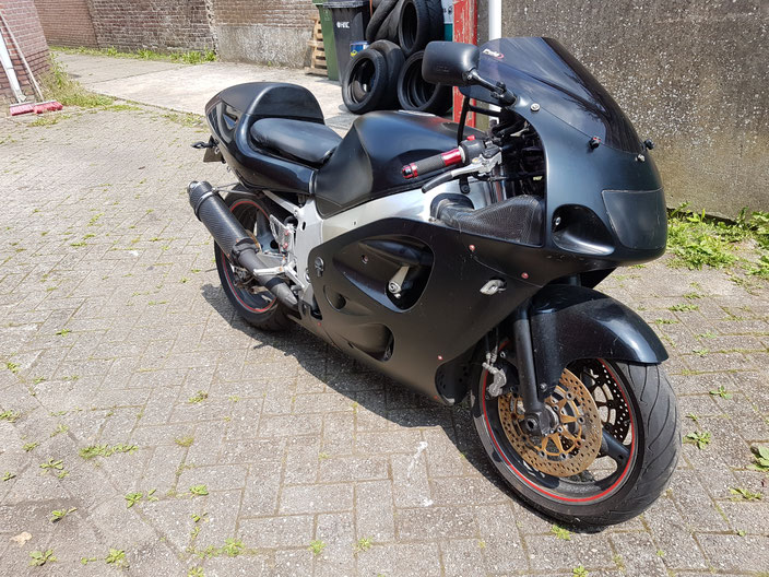 Low budget motoren zijn goedkope motoren die wel wat aandacht nodig ...
