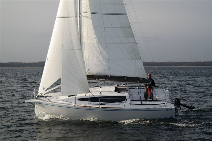 MAXUS 24 EVO - Maxus Yachts - Voiliers transportables