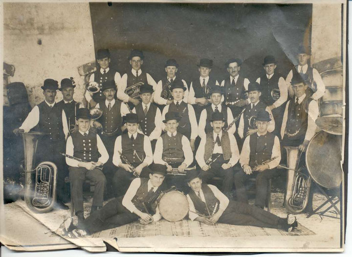 Chronik 1720 - 1950 - Musikkapelle Aitrang