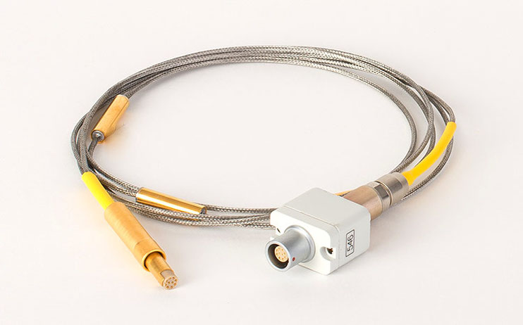 Cryocables - Cryoandmore Budzylek GbR **Cryogenic Systems**