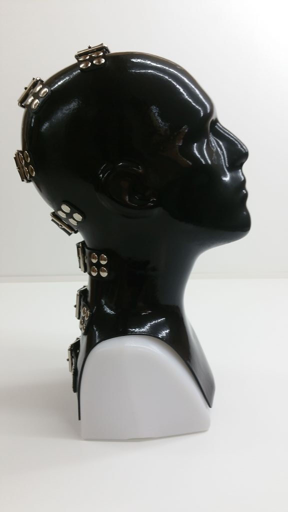 Heavy-Rubber Masken - Devobon.de