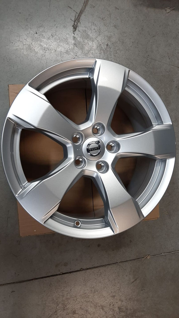 31454270 - 31330277 - 31454270 - 30760052 - Cerchi in lega Volvo V40 ...
