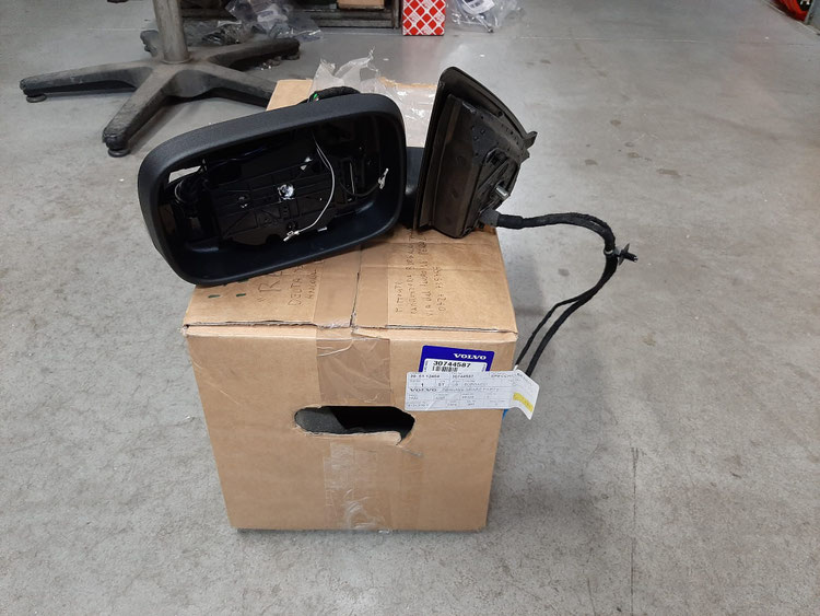 30799206 - 31402631 31402649 - 39854915: Retrovisore Volvo - Web ...