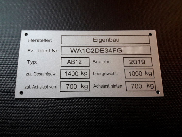 Typenschild PKW - laserinferno