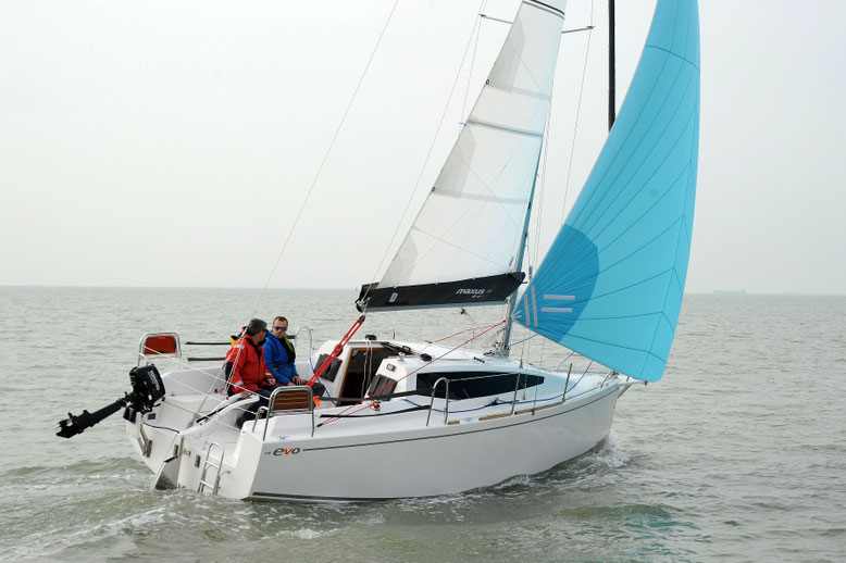 MAXUS 24 EVO - Maxus Yachts - Voiliers transportables