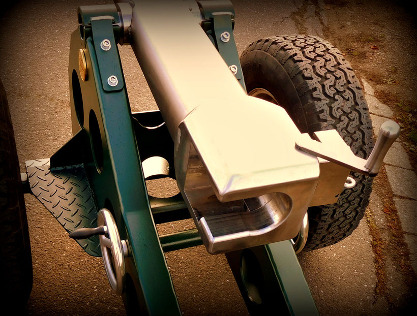 Breech-Loading Cannons - Hermann Salutkanonen - Exklusive Böllerkanonen