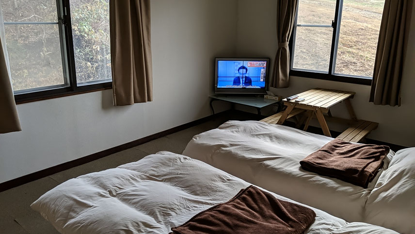 赤い扉ロッジ スノーリゾート・ロマンスの神様スキー場 - Red Gate Lodge ページ！
