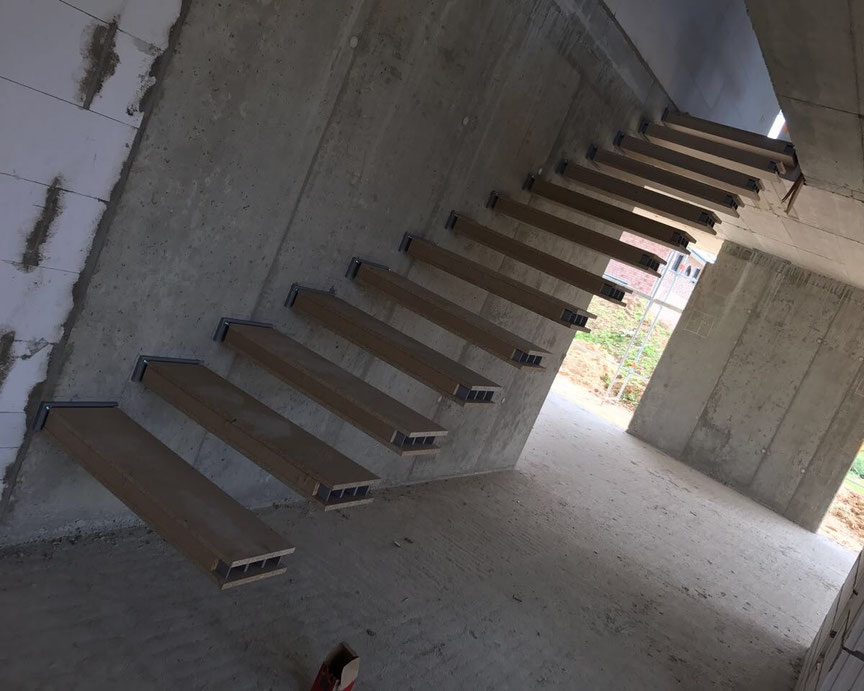 Beton Kragarm Treppe - Nonnast raum&beton design