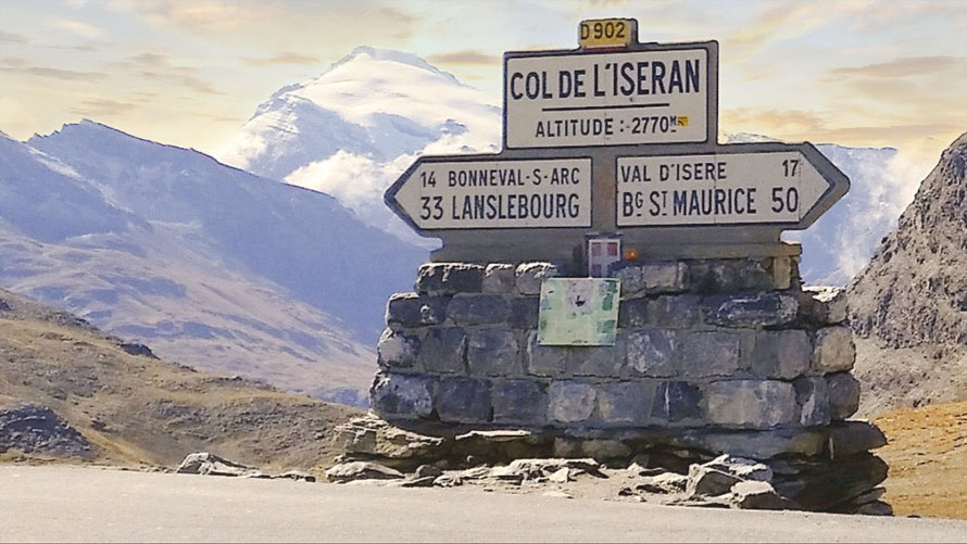 Höchste Alpenpässe mit asphaltierten Strassen - Pässe.Info