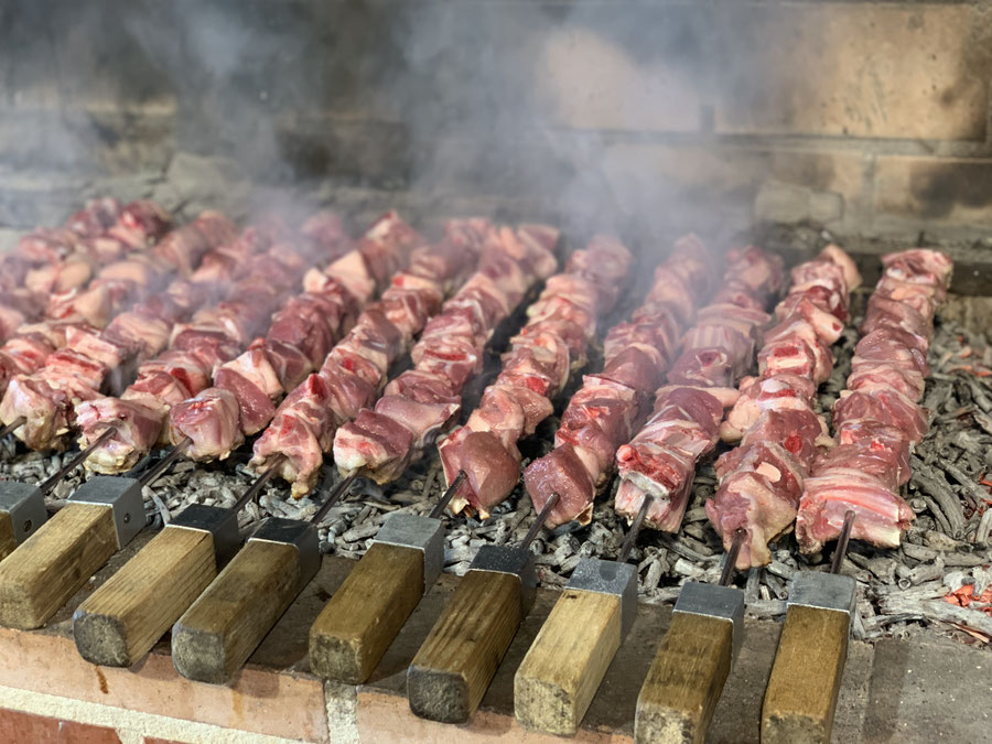 Mesón Los Tres Olmos - Pinchos de Lechazo - Santibañez de Valcorba ...