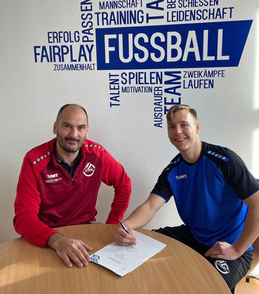 SV Horn holt Stürmer und Verteidiger - Horner Internet Zeitung