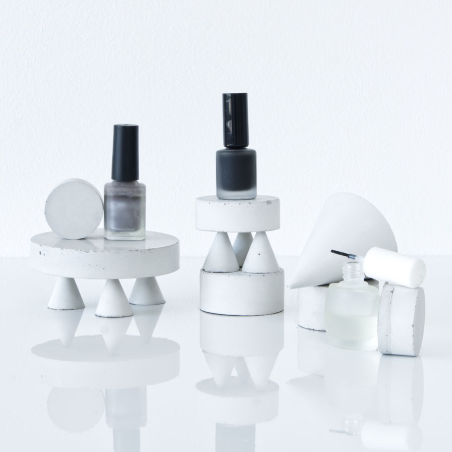 Photoshoot Props & Light Setting Hacks - PASiNGA displays