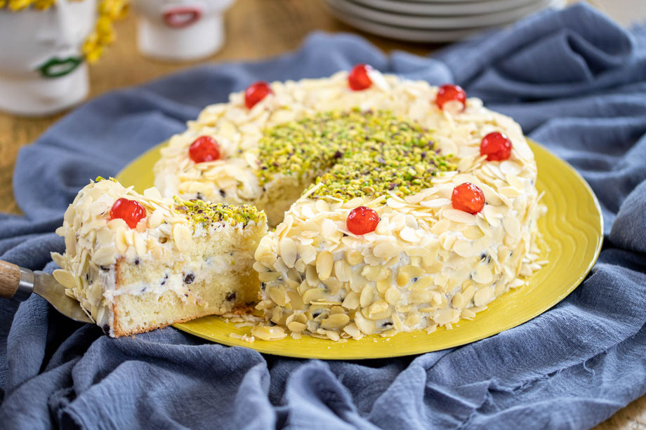 Torta Fedora - Sicilian Cake with Ricotta and Candied Fruit - amalfistyle