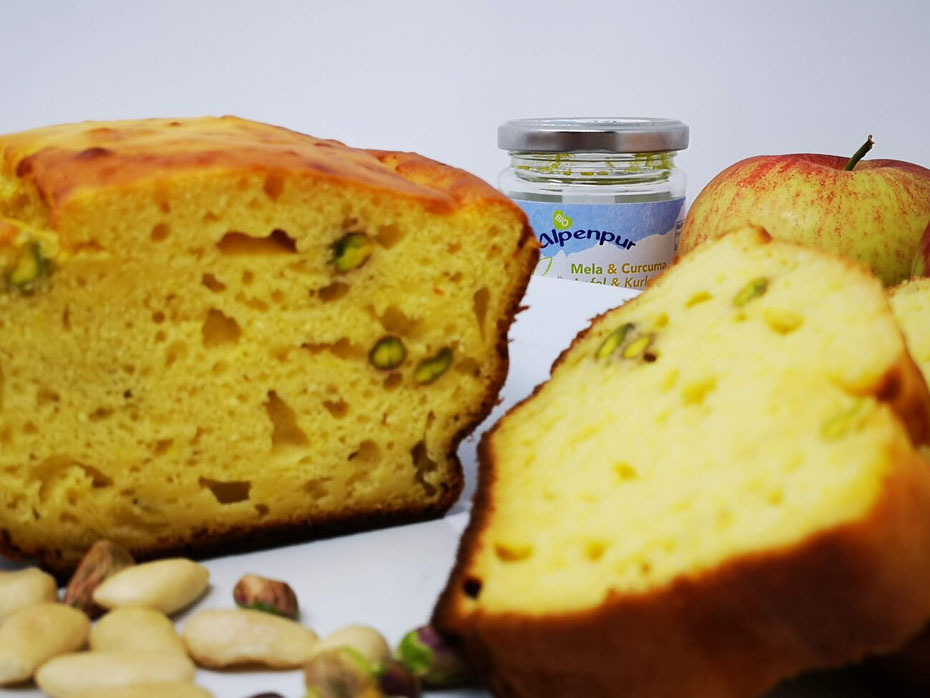 Plumcake con composta mela e curcuma - Alpenpur Bio