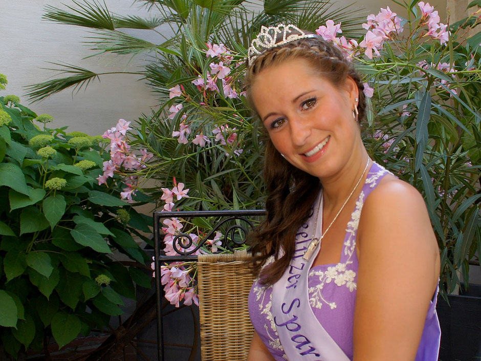 Cindy Demko - beelitzer-spargelkoenigins Webseite!