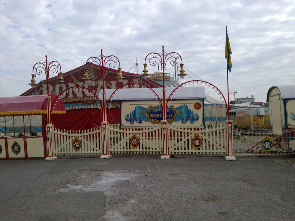 Dresden 2015 - circus-gastspiele