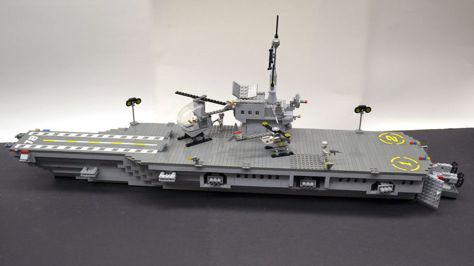 Bric Tek - Aircraft Carrier Building Bricks World