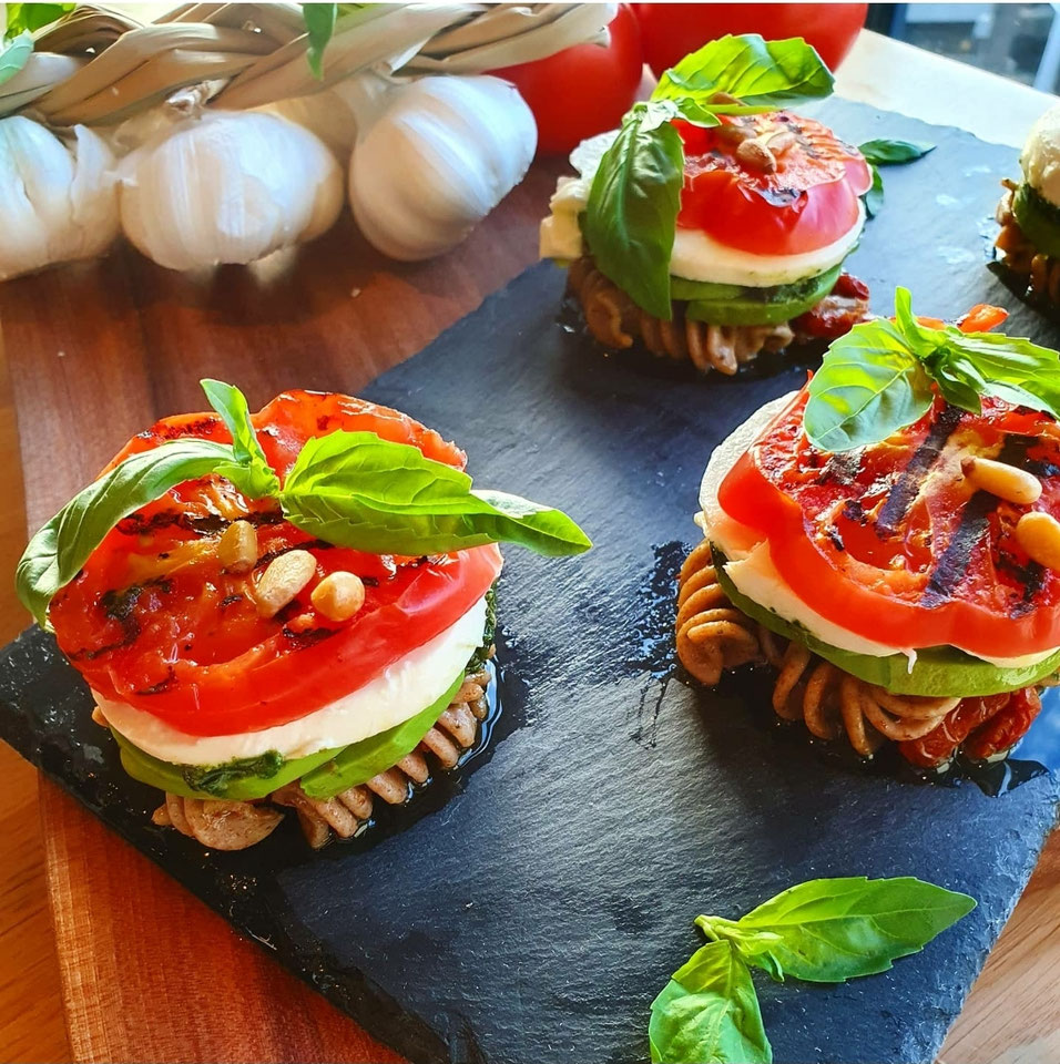 Caprese stacks - Website Hennies Kitchen!