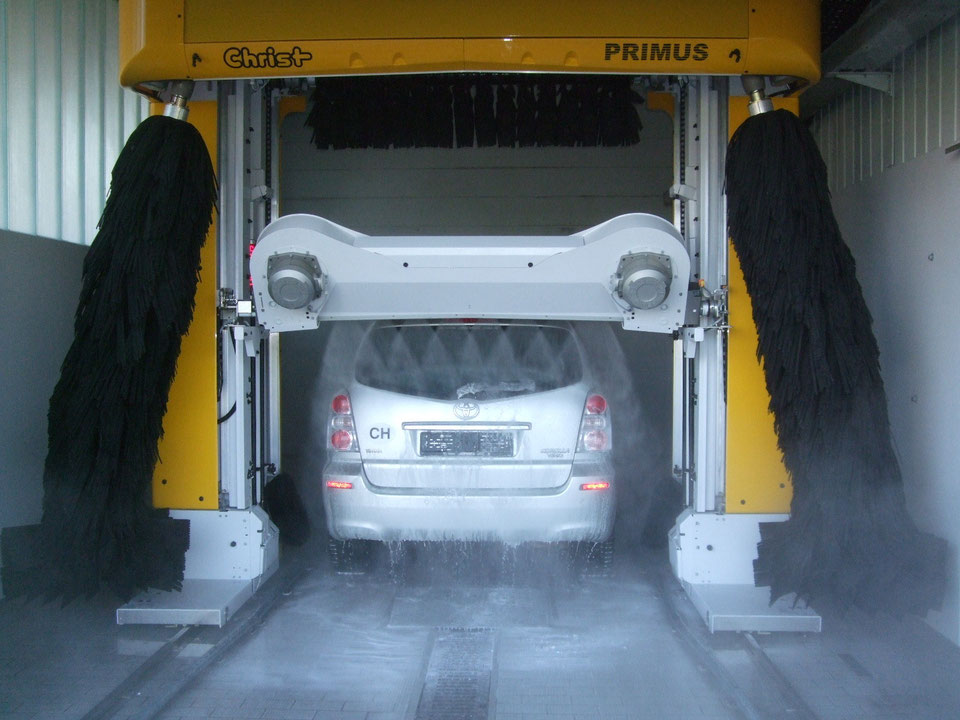 Waschanlage - Willkommen bei Auto Willi AG Giswil