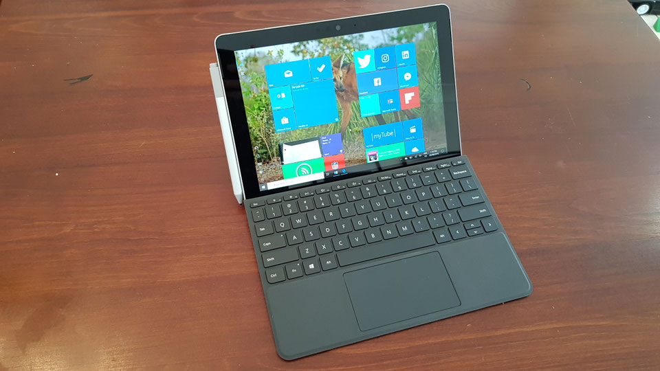 A Teacher's Experience with the Surface Go - History Skills