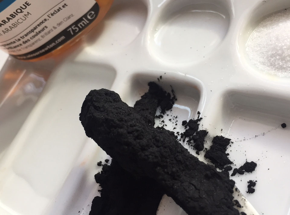 Homemade charcoal ink - an intuitive recipe - rosedabeilles Webseite!