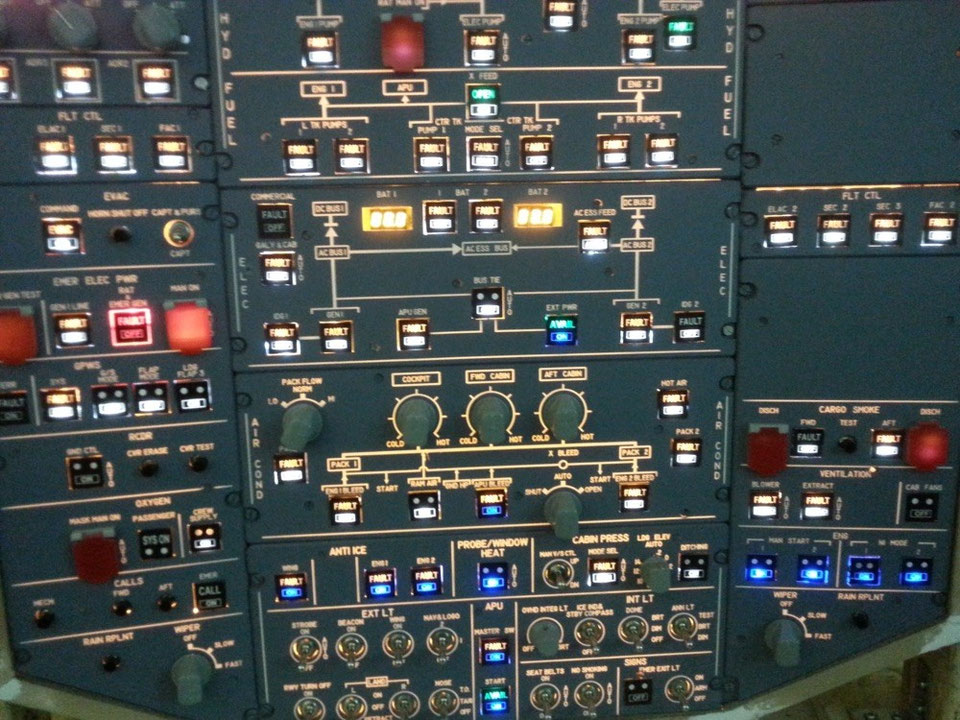 Overhead V1 - Airbus A320 Cockpit