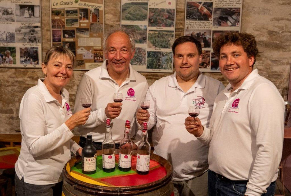 Visites au cœur du pays des petits fruits rouges - Ferme Fruirouge en ...