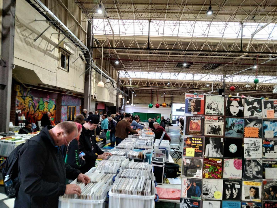 Big UK record fair for collectors of vinyl records - Leeds Record Fair
