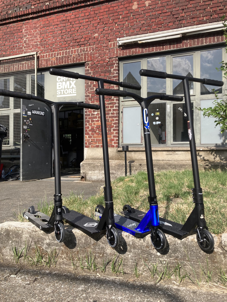 Neue Street- und Park-Scooter am Start! - crowstores Webseite!
