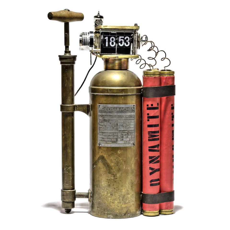 Wild Wild West - The Bomb - STEAMPUNK - Dan Aetherman aka The Chocolatist