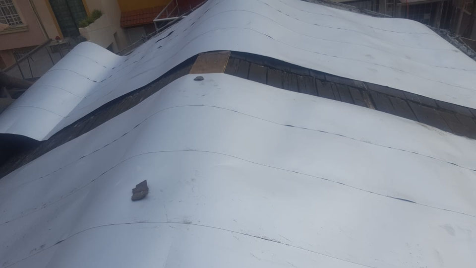 + Colocacion del rollo para el colado de Losasa de techo - Página web ...