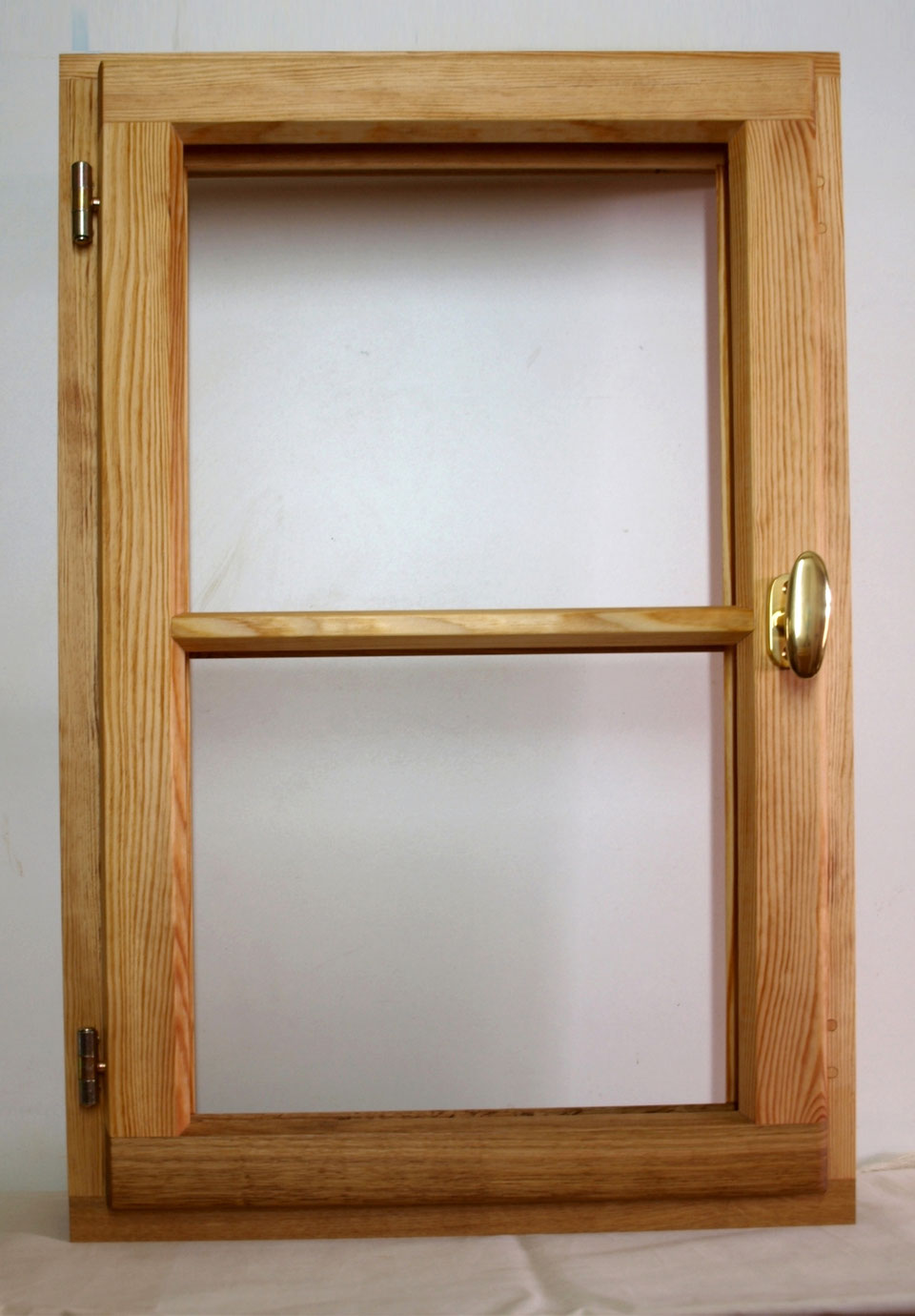 Innenöffnende Altbaufenster mit schlanken Profilen - edelholz-oekos ...