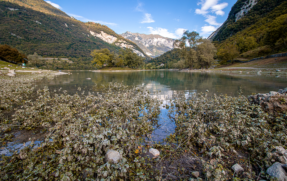 Tenno See & Dorf Canale, Tenno, Gardasee - Die Bergfreaks - Die ...
