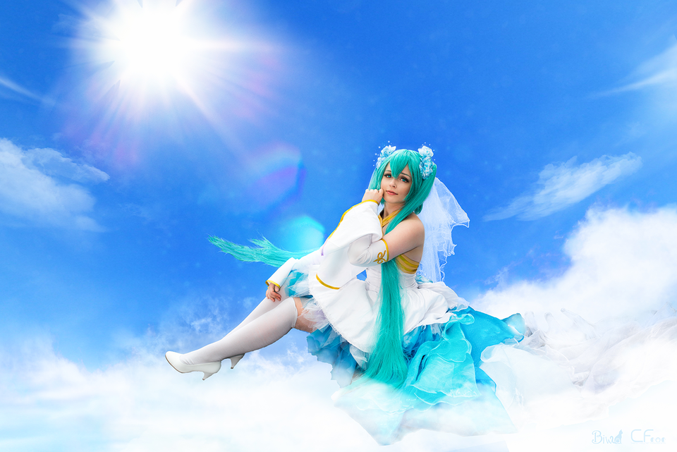 Commissions - Biwa Cosplay & Photography
