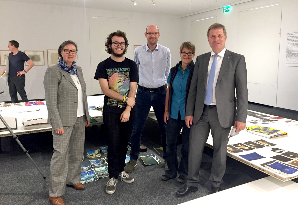 Lernende der Fachklasse Grafik bringen Spitteler-Text ins Museum - Blog des Bildungs- und ...