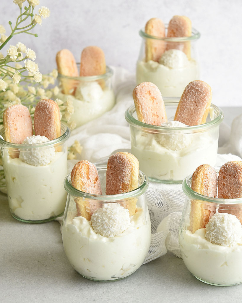 Raffaello-Dessert. Mit Quark-Sahne-Creme. - mix dich glücklich ...