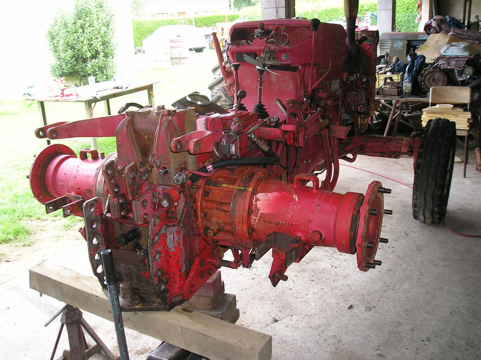 Restauration de mon IH 654 - Site de kivatrestresbien