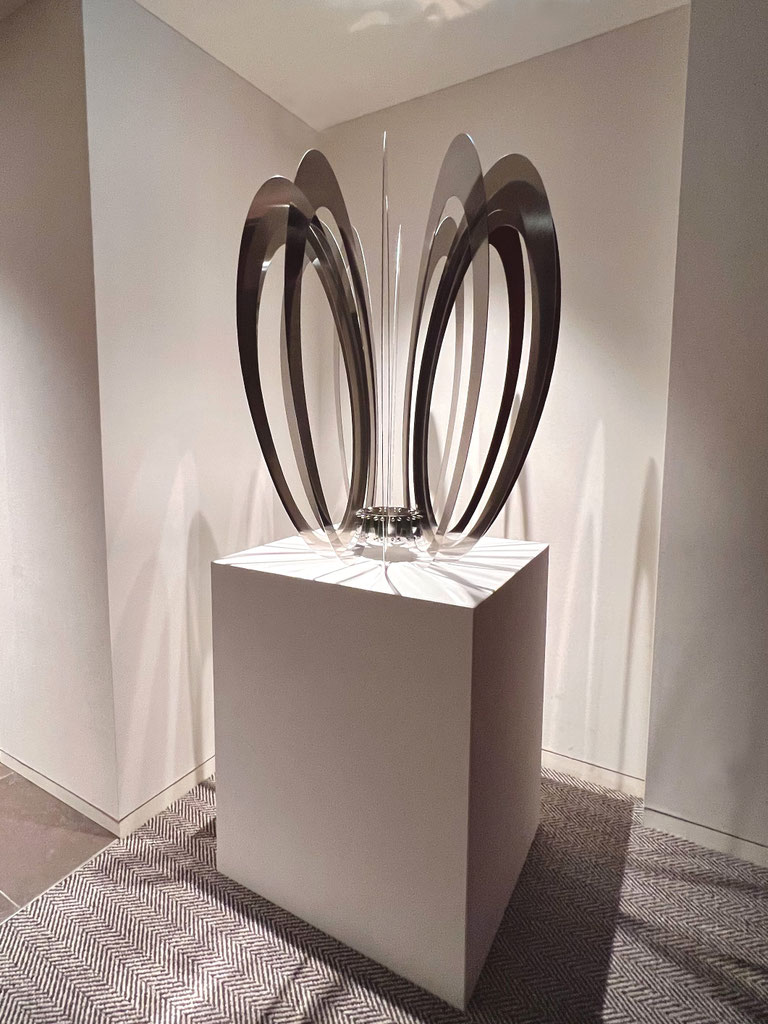 Gravity Apple - a-hashimoto-arts