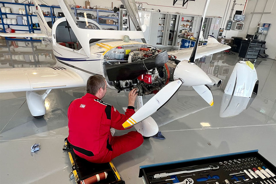 Rundflug Berlin Brandenburg - Flugschule RUWE AERO Rundflug Berlin ...