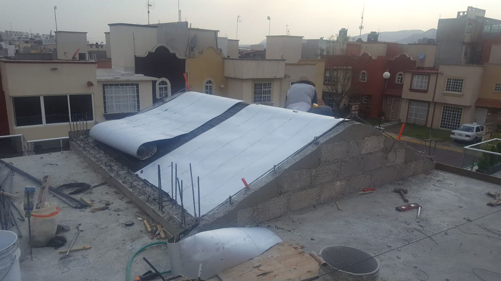 + Colocacion del rollo para el colado de Losasa de techo - Página web ...