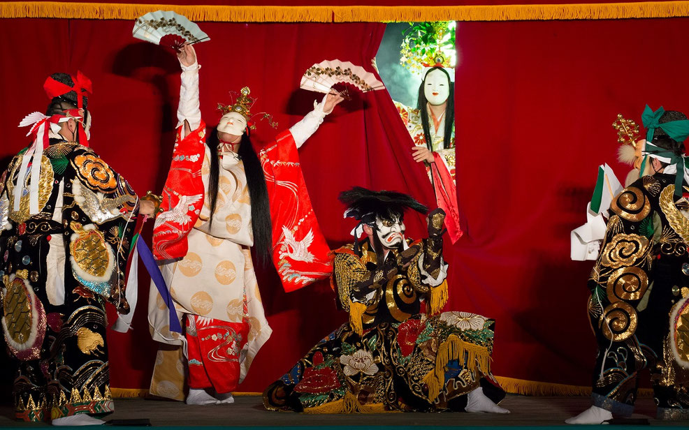Kagura synopsis - Enjoy Kagura In Kitahiroshima-cho!