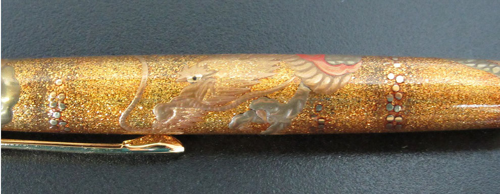 輪島塗 梨地ボールペン 龍蒔絵 - 創作漆器 金沢わこう【株式会社 輪島塗 梨地ボールペン 龍蒔絵 - 創作漆器 金沢わこう【株式会社