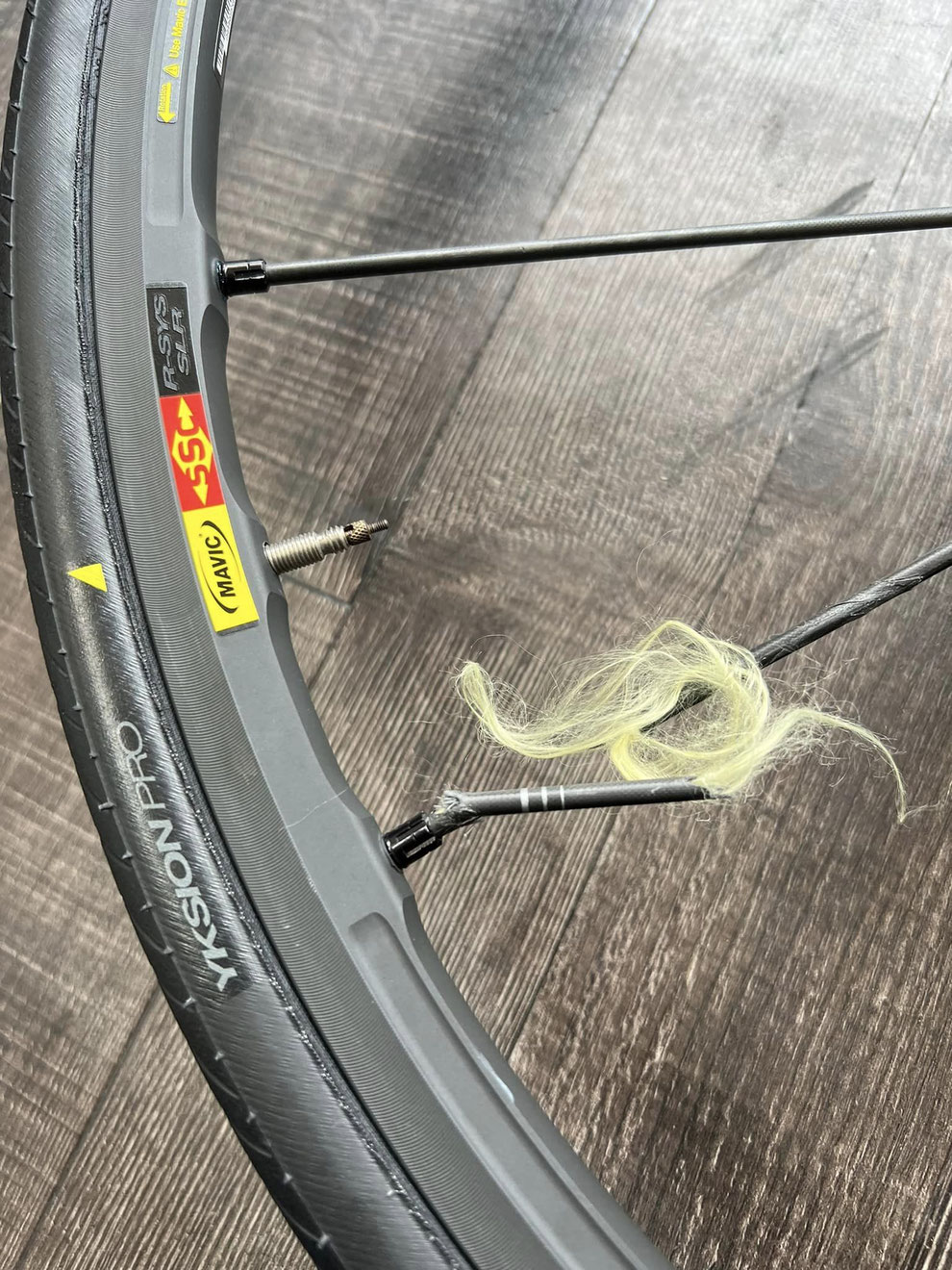 mavic r-sys slr iとfulcrum racing zero nite スポーク折れ修理 - asamifrend ページ！