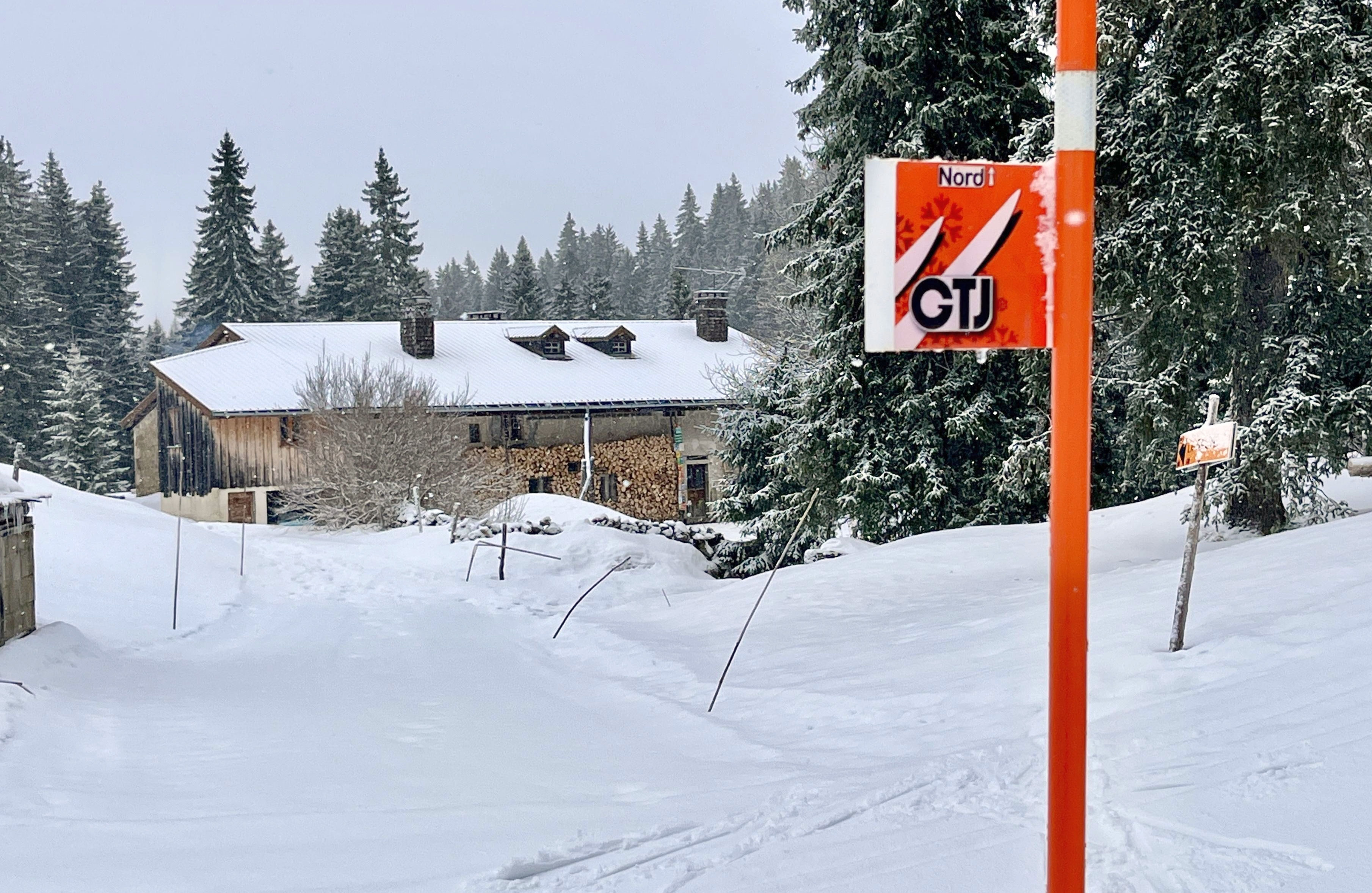 Grande Traversée du Jura GTJ à ski de fond - Napoleonturm