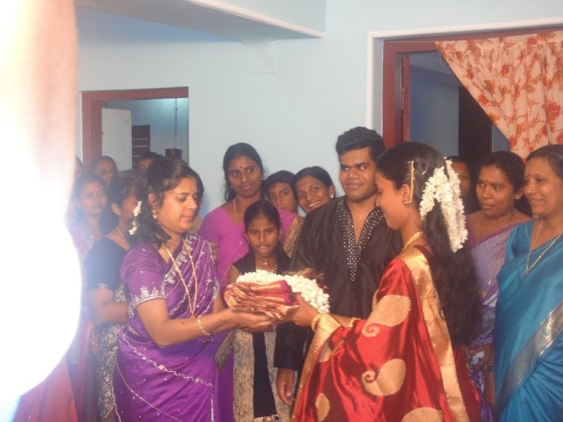"Pudava Kodukkal" - The Presentation of the Wedding Dress ...