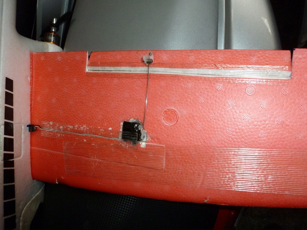 Der originale Wild Hawk: - airport roitham modellflug