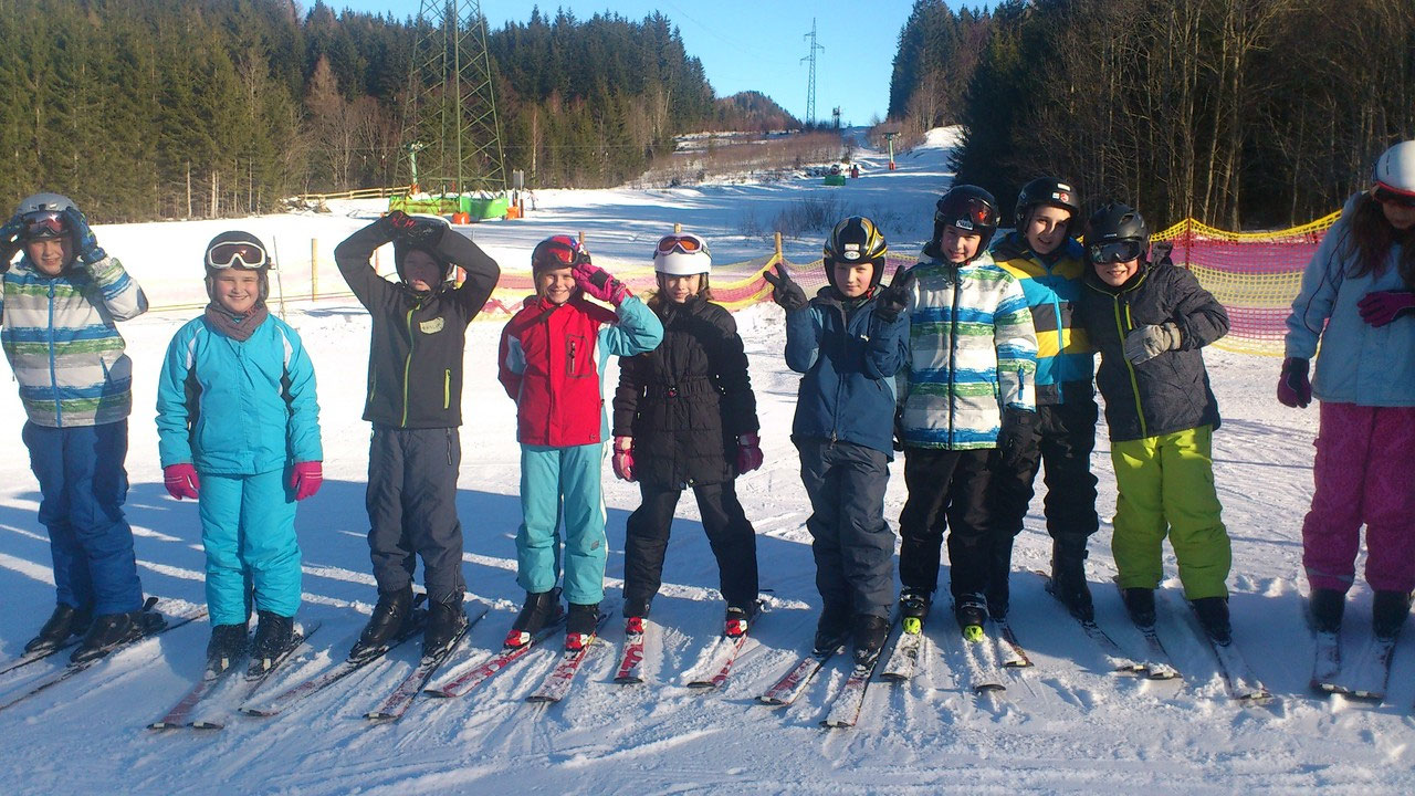 Wintersporttag der 1. Klassen - Neue Mittelschule Neulengbach