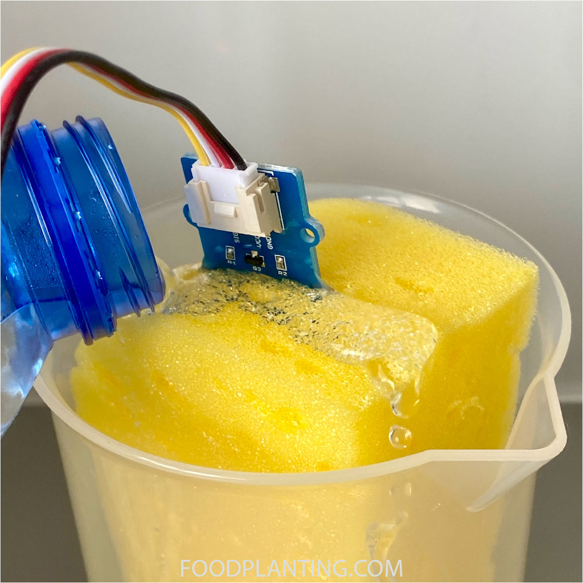 De Programmeerbare Plantenkas: Grove Moisture Sensor Aansluiten En ...